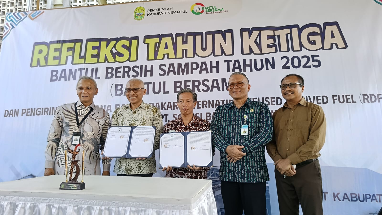 Sampah RDF Asal Bantul Mulai Dikirim ke Pabrik Solusi Bangun Indonesia ...