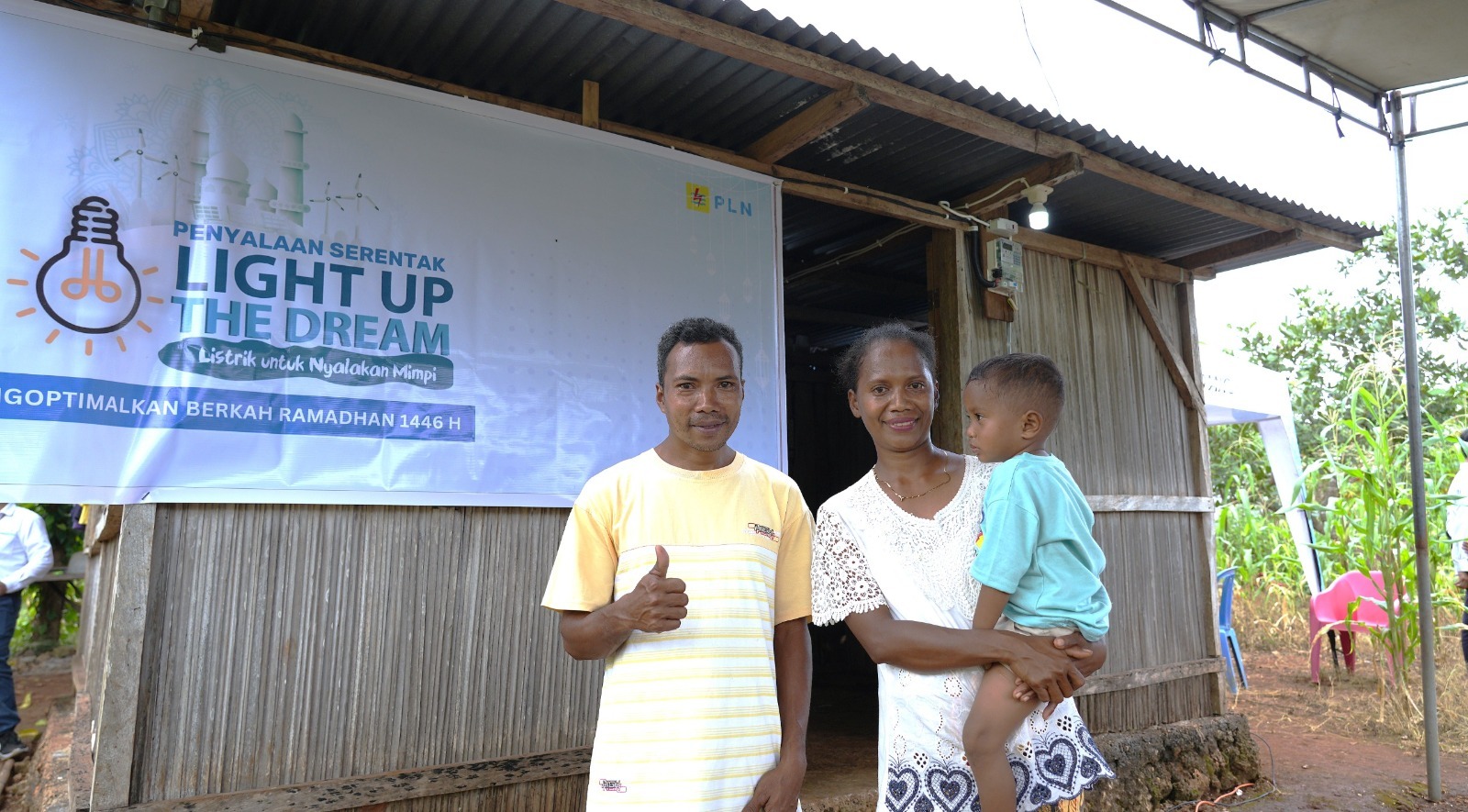 Bulan Ramadan, Donasi Pegawai PLN Beri Sambungan Listrik Gratis Bagi 2.597 Keluarga Prasejahtera ...